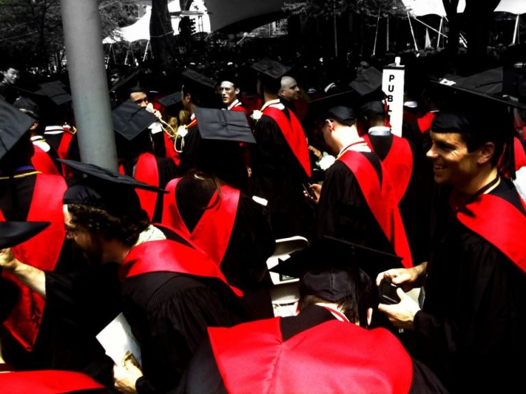 How to Get into Harvard: Unofficial Guide to Acing Harvard Applications ...